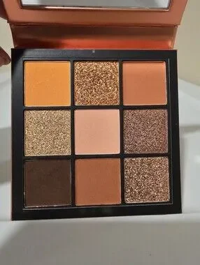 HUDA BEAUTY | Makeup | Huda Beauty Topaz Obsessions Eyeshadow Palette ...